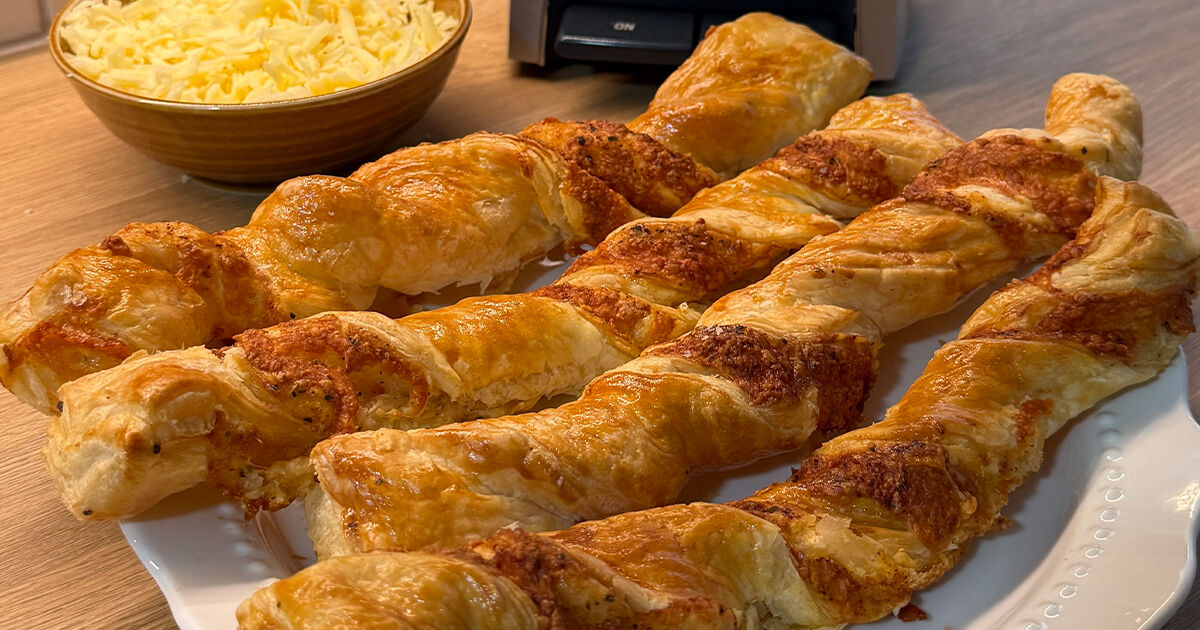 Puff Pastry Cheese Straws | Recipes | Cuisinart