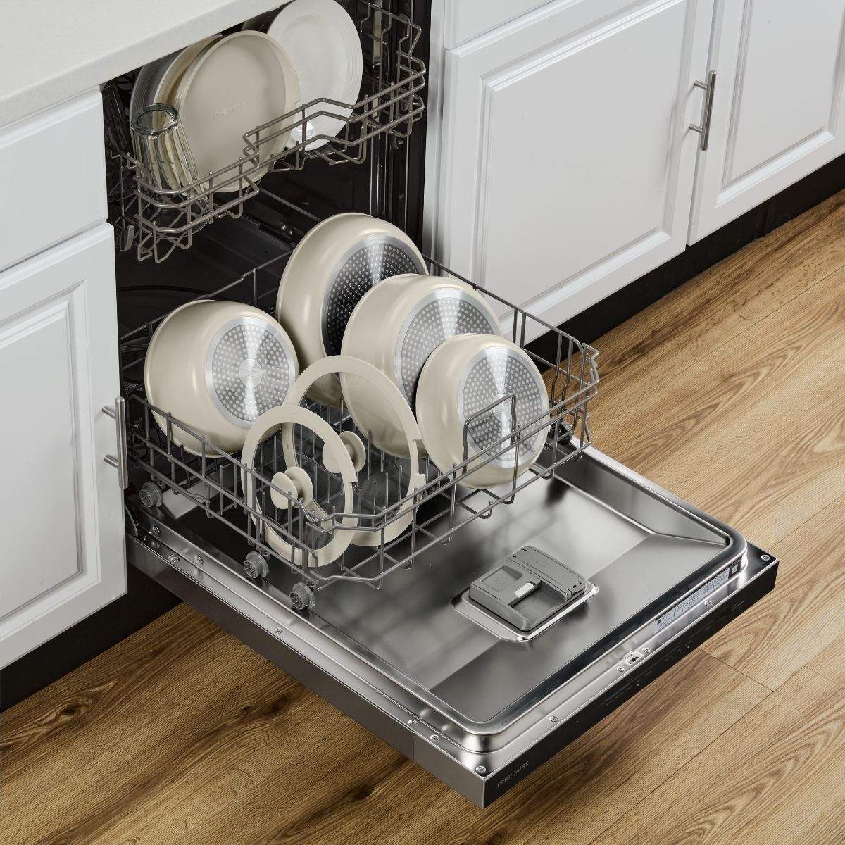 Win the New ClickSmart Nonstick Detachable Handle Cookware Set ...